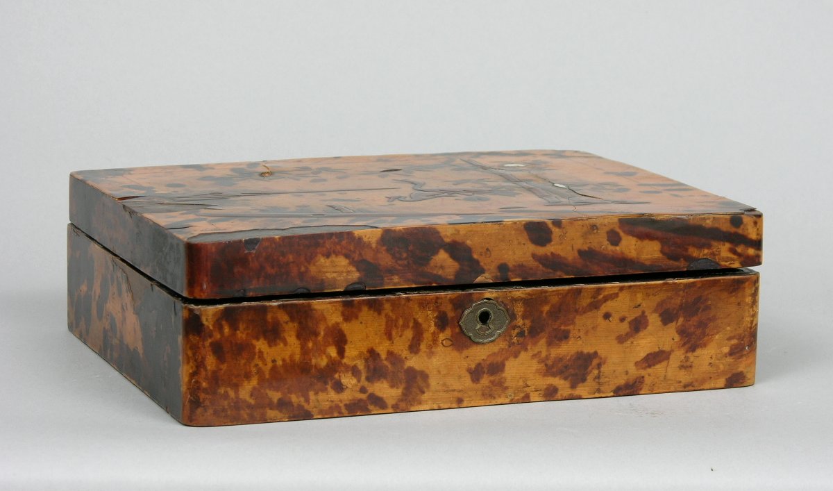 Antique Japanese Export Tortoise Shell Box, 04.09.05