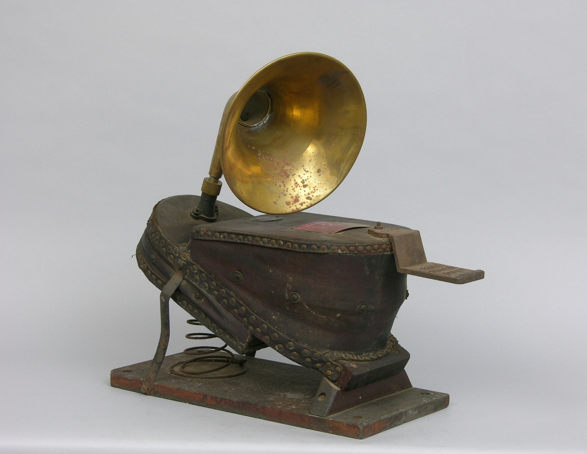 Bellows Operated Signal Horn & Air Supply by Siebe Gorman and Co Ltd ...