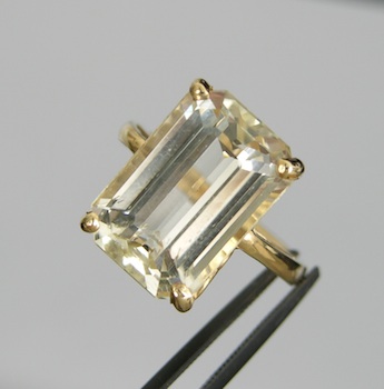 An Impressive Yellow Spodumene Ring , 11.21.08, Sold: $287.5