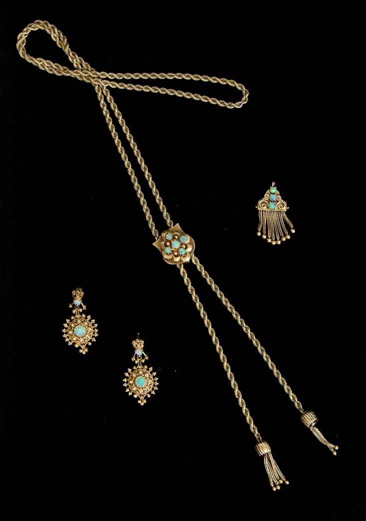 A Vintage Twist Rope Chain with Slider, Earrings and a Pendant Set with ...