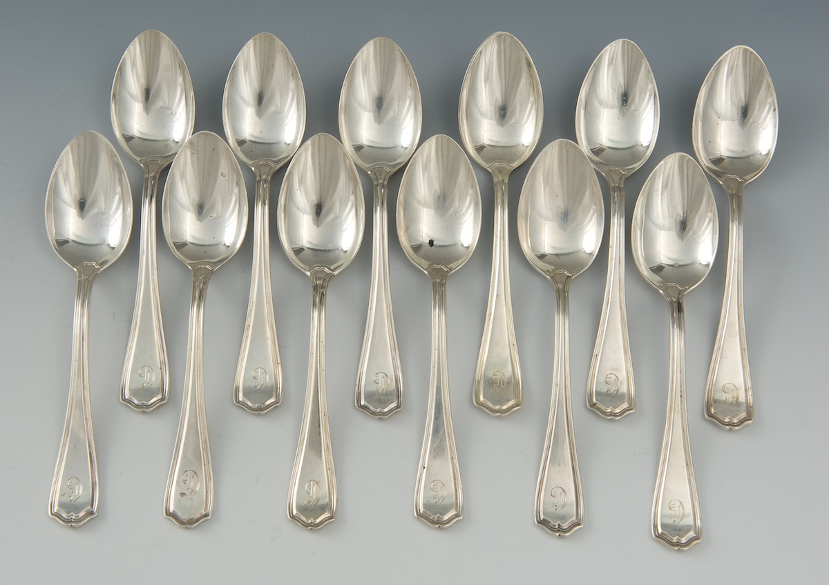 Twelve Sterling Silver Tea Spoons in "Hepplewhite" Pattern by Reed ...