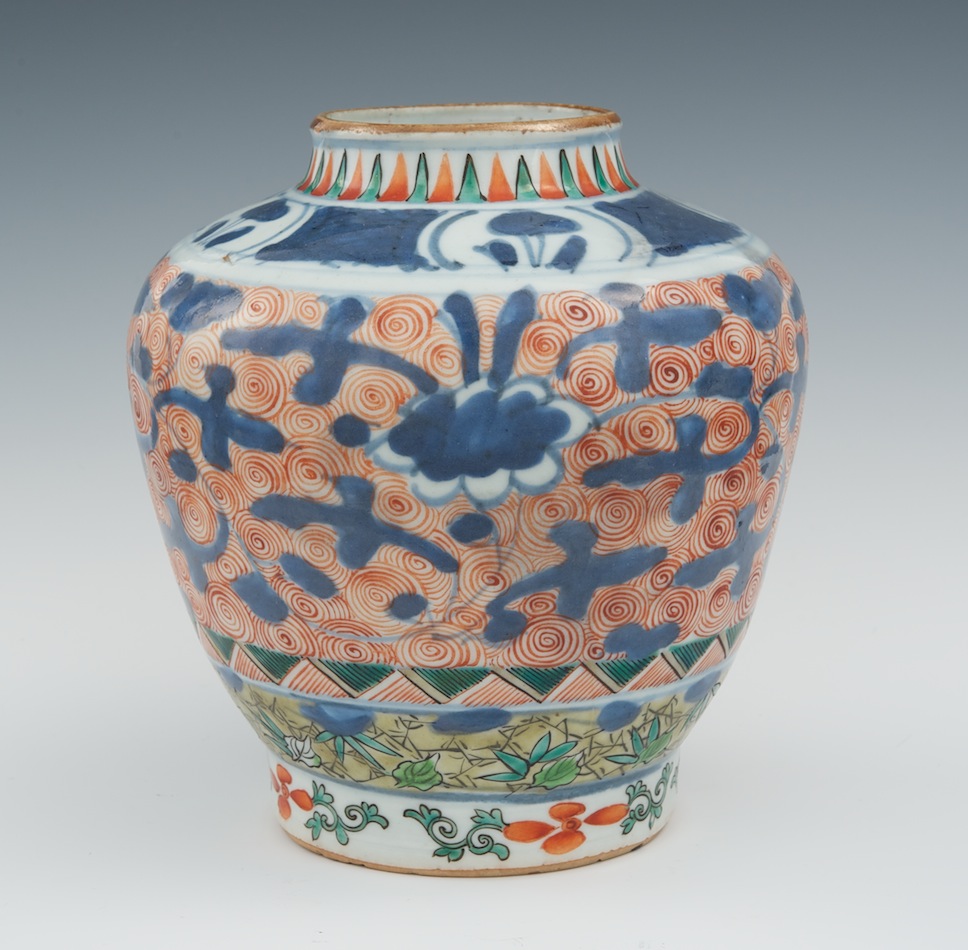A Chinese Wucai Vase, Transitional Period , 09.25.10, Sold: $356.5