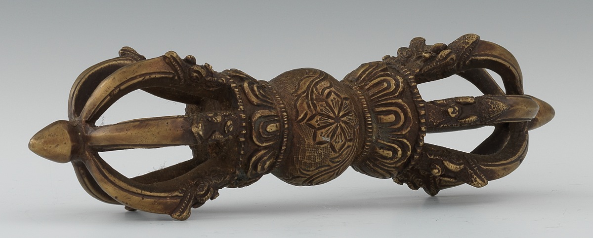 A Bronze Dorje or Varja, 09.03.11, Sold: $178.25