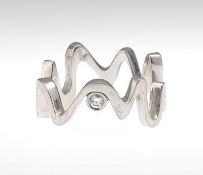 Tiffany & Co. Frank Gehry Design Equus Ring , 05.29.15, Sold: $552